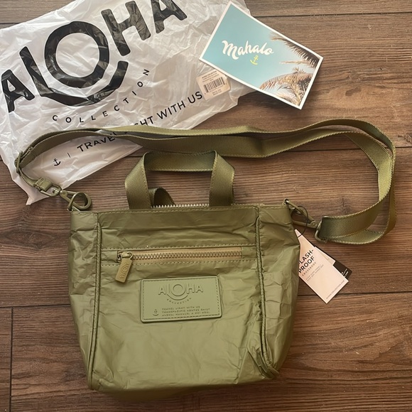 ALOHA Collection | Bags | Aloha Collection Olive Crossbody Bag | Poshmark